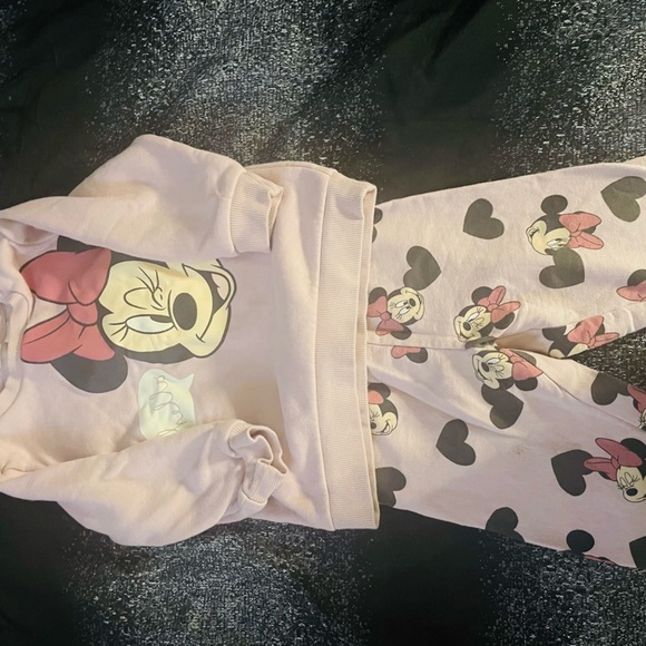H&M | Matching Sets | Minnie Mouse Girls Sweat Suit 8 Months | Poshmark